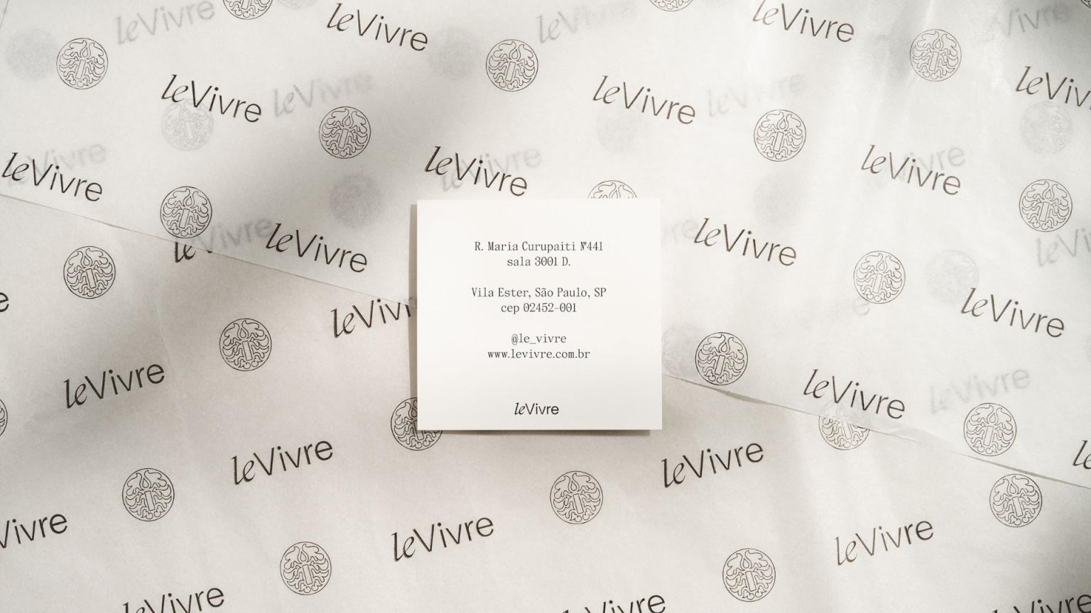 Стиль и упаковка свечей бразильского бренда LeVivre — Оди. О дизайне